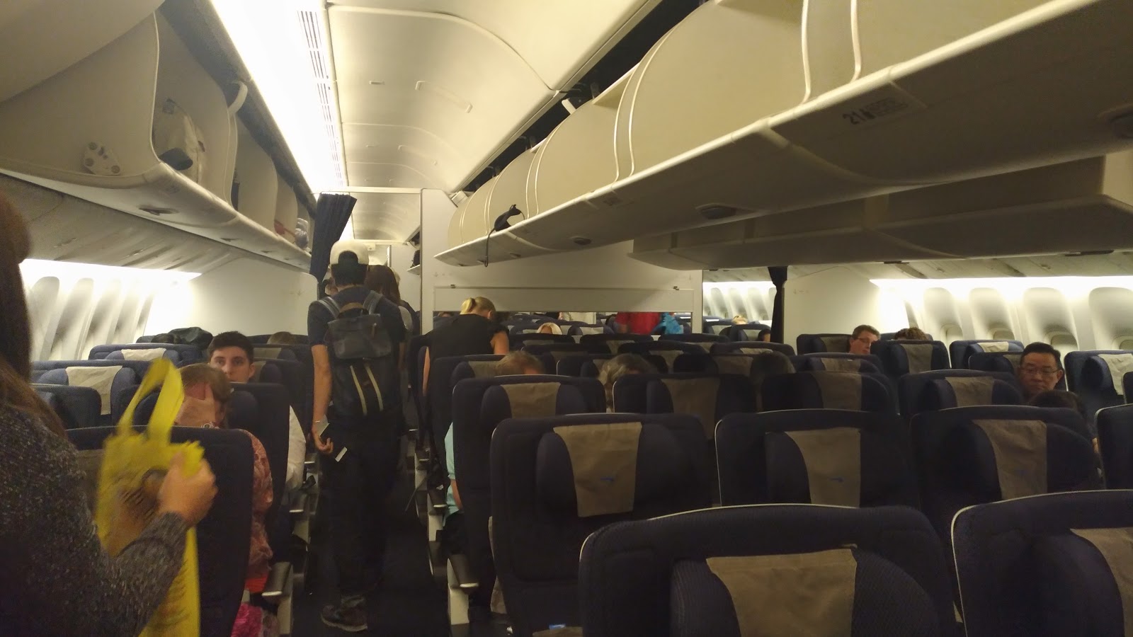 許自己一個飛行的夢: [英國航空] 27 OCT British Airways BA 28 香港-倫敦(希斯羅)飛行紀錄 Flight ...