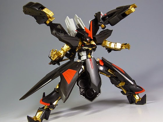 Custom Build: HG 1/144 Gundam Astray Gold Frame Hydra Armor
