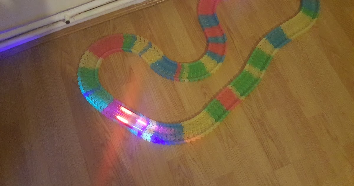 Kids Love Magic Tracks Light Up Cars