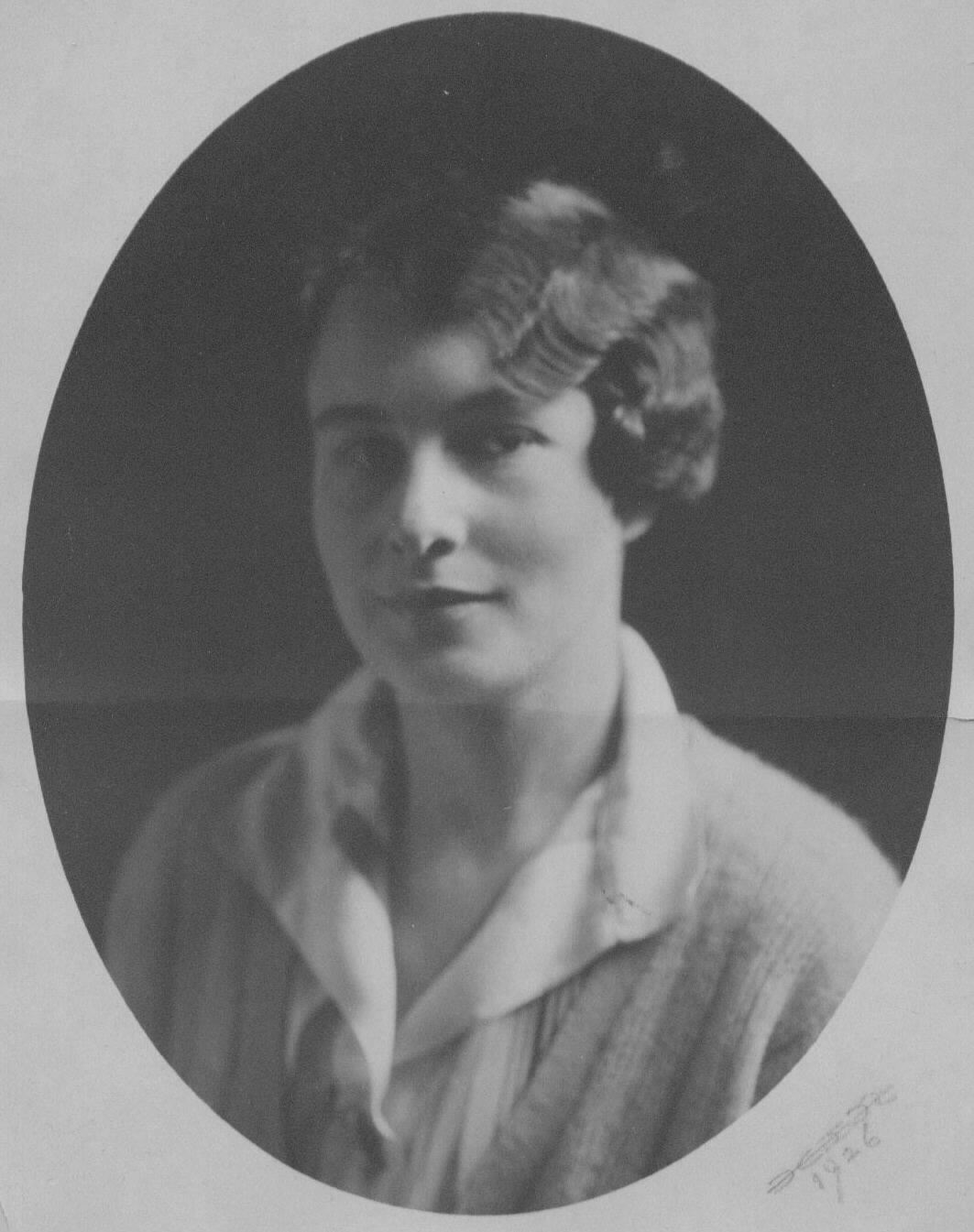 Filiopietism Prism: Matrilineal Monday -- My Sister's Maternal Line