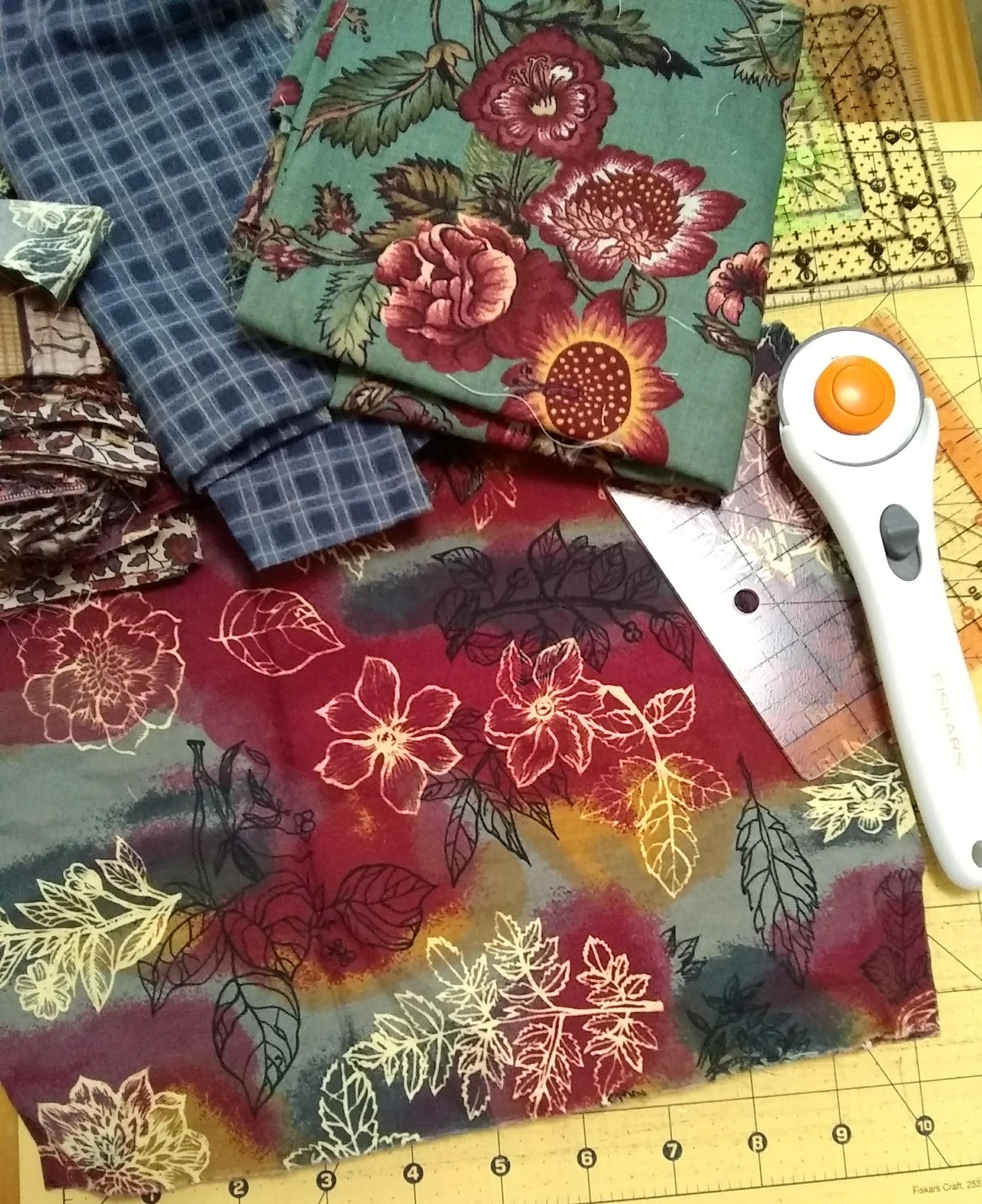 ProsperityStuff Quilts: 25-patch quilt in progress