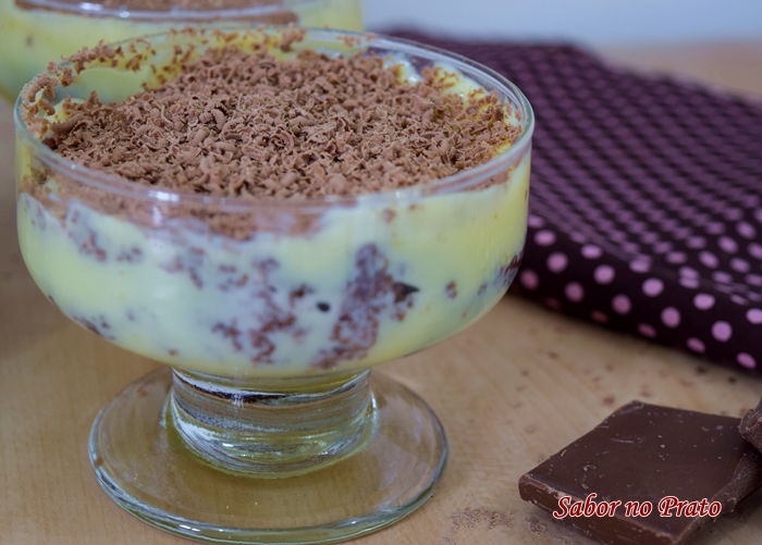 Pavê Simples na Taça (Pavê de Bolo) | Sabor no Prato