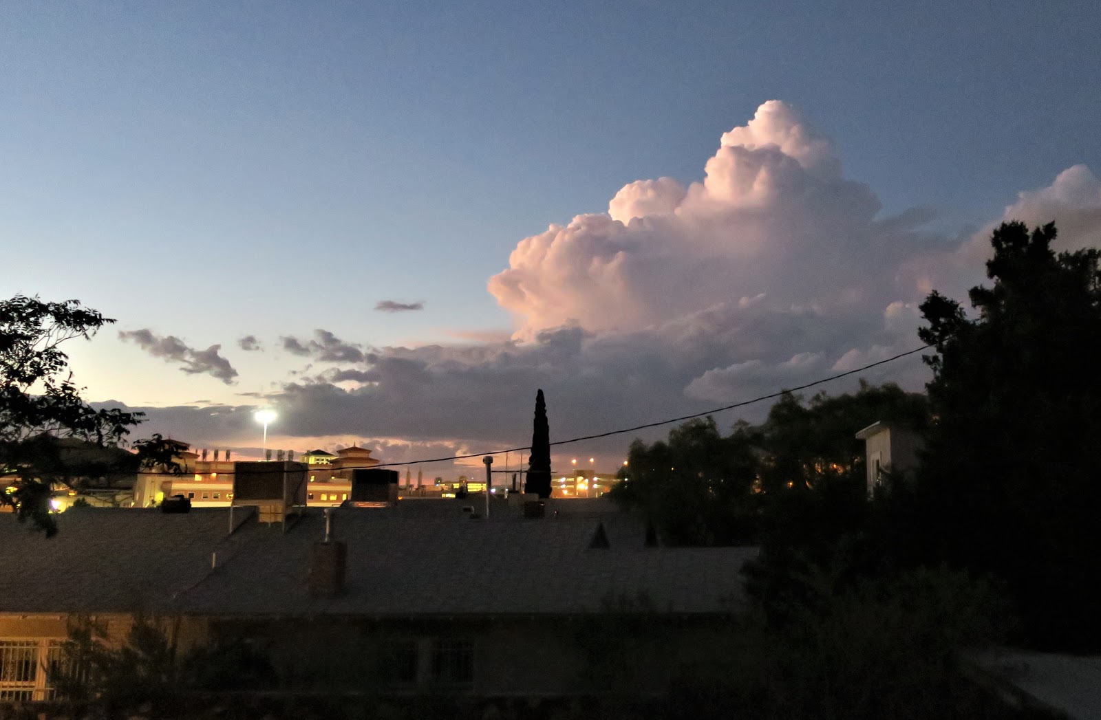 Living Rootless: El Paso: Sunset Heights: Messrs Cloud and Madame Moon