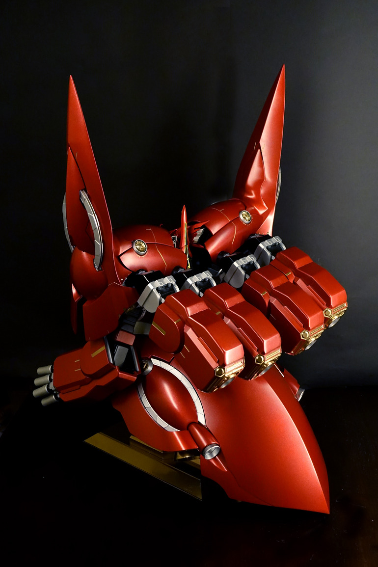 Painted Build: HGUC 1/144 Neo Zeong "Metallic Finish"