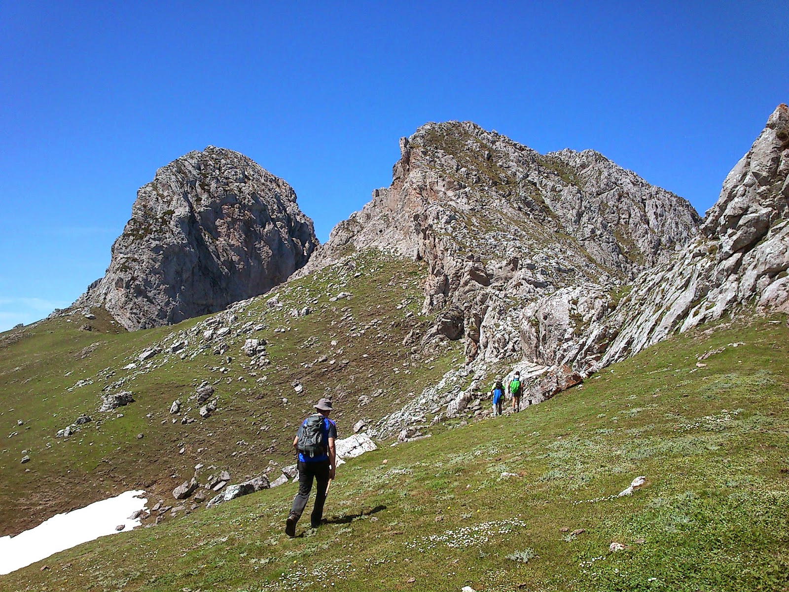 Pateos Montunos: Ascensión a la Tesa, Mesa y Almagrera por la foz de la ...