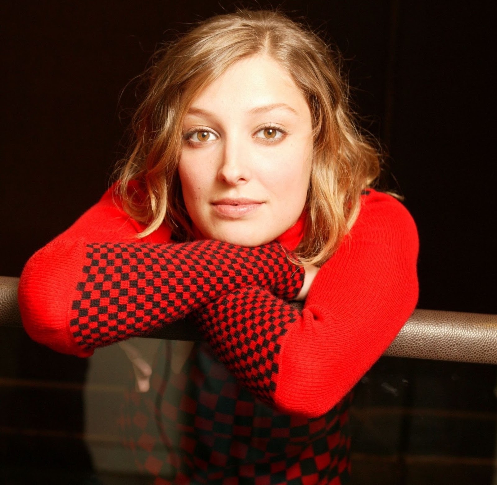 ALL STAR HD WALLPAPERS DOWNLOAD: Alexandra Maria Lara HD Wallpapers