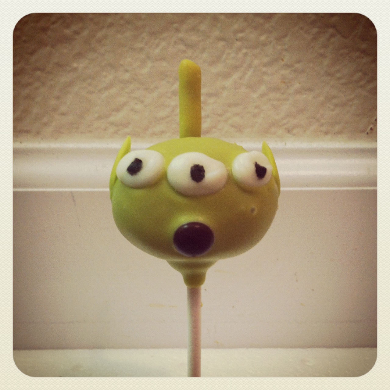 vypassetti cake pops: Alien