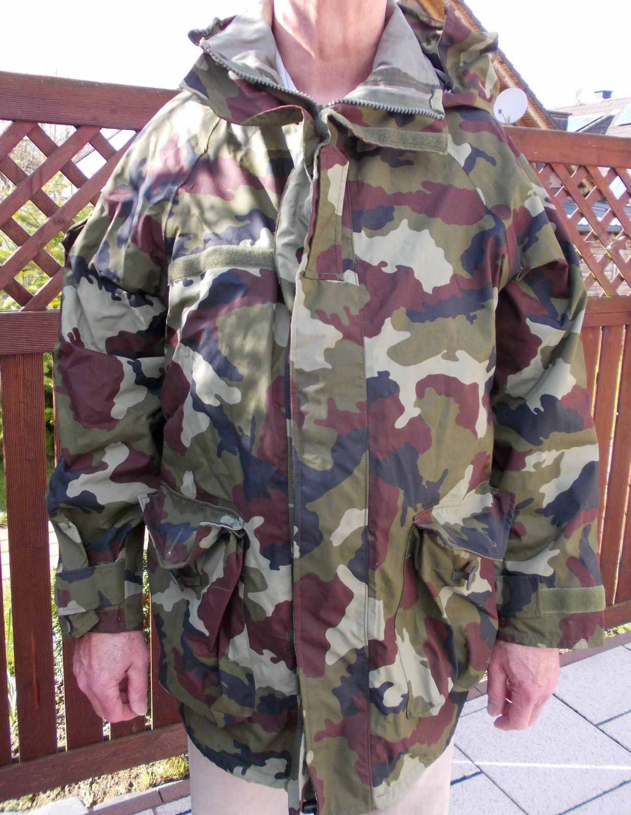 Webbingbabel: Irish Army DPM Wet Set Jacket & Trousers Goretex