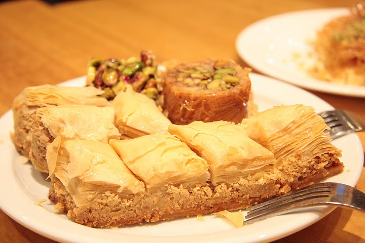 FoodsDiva: Lebanese Dessert