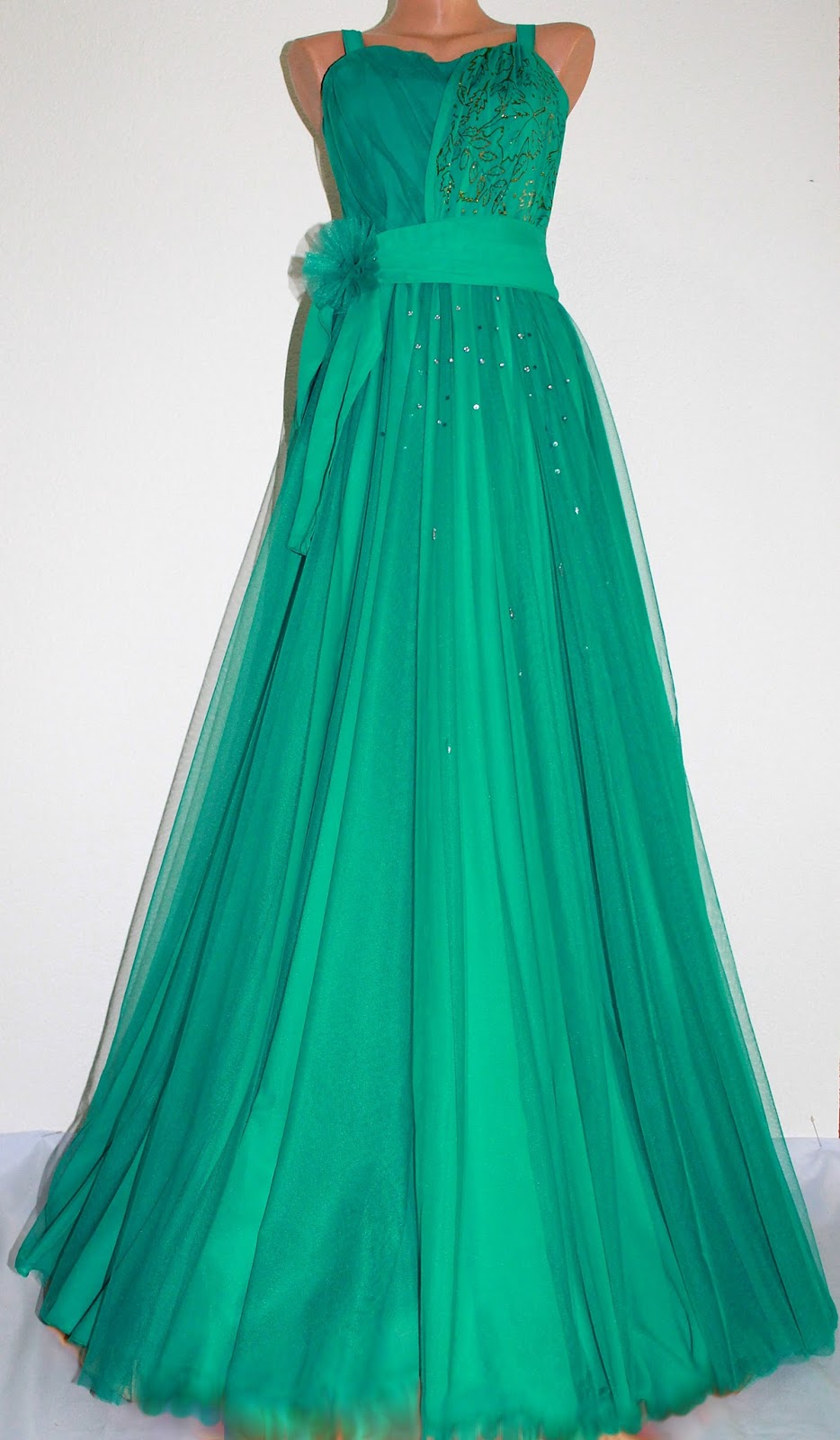 FARAH OSLIKAVANJE SVILE (SILK): unikatne haljine, ručno oslikano ...