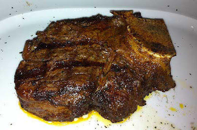 Food Hunter's Guide to Cuisine: Dominick's Steakhouse