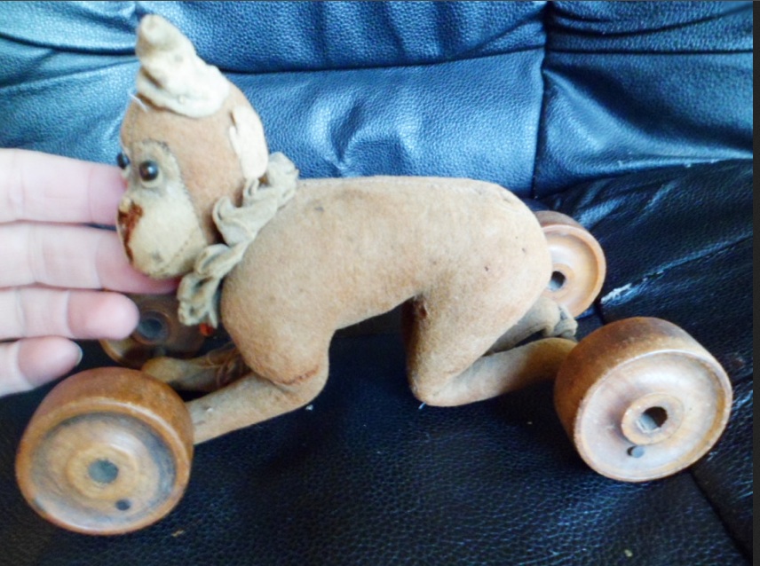 MY STEIFF LIFE: Check Out This Most Eccentric Early Monkey On Wheels