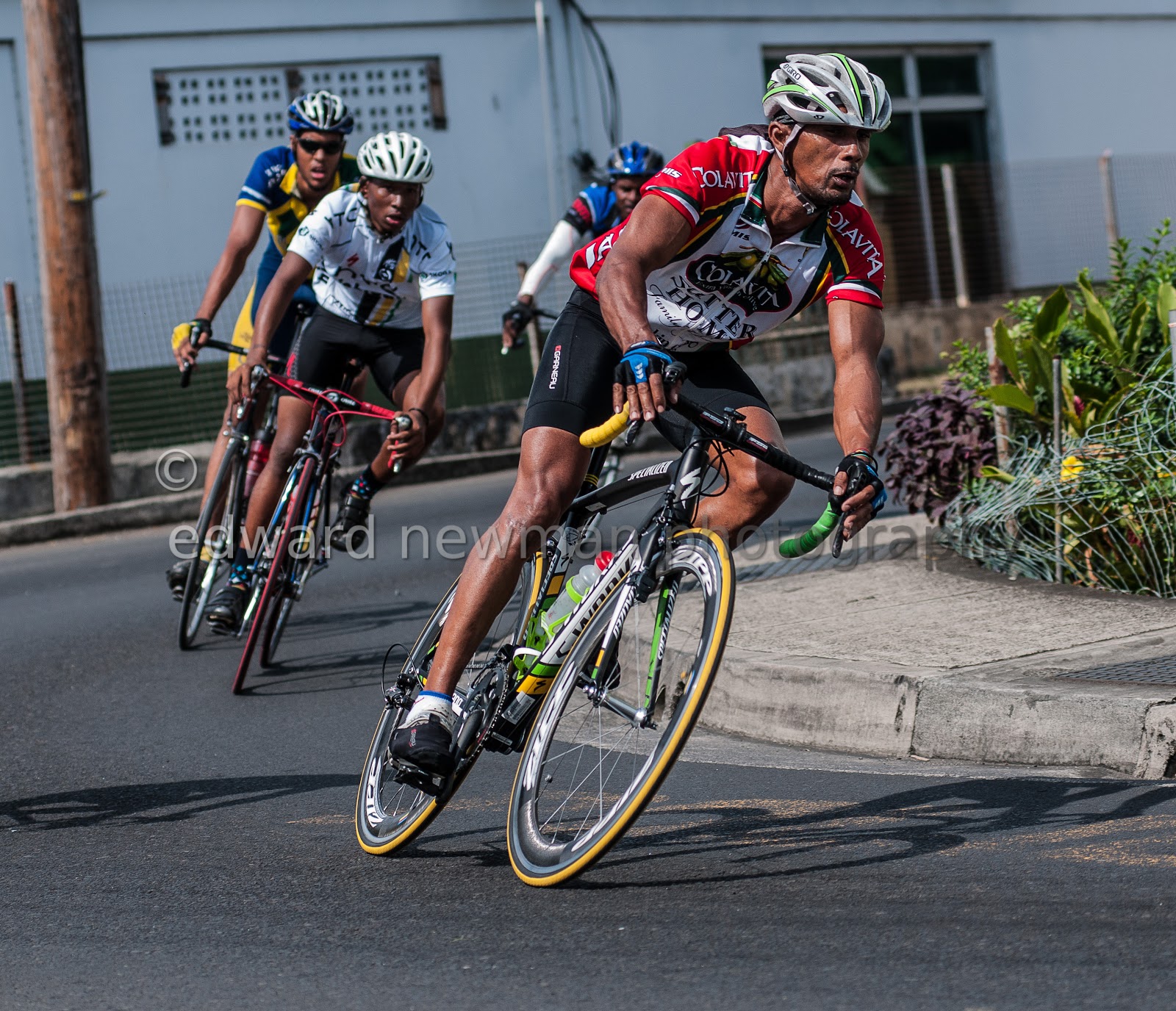 Edward Newman Sports Photography: Peter Durrant is Cycling King of the ...