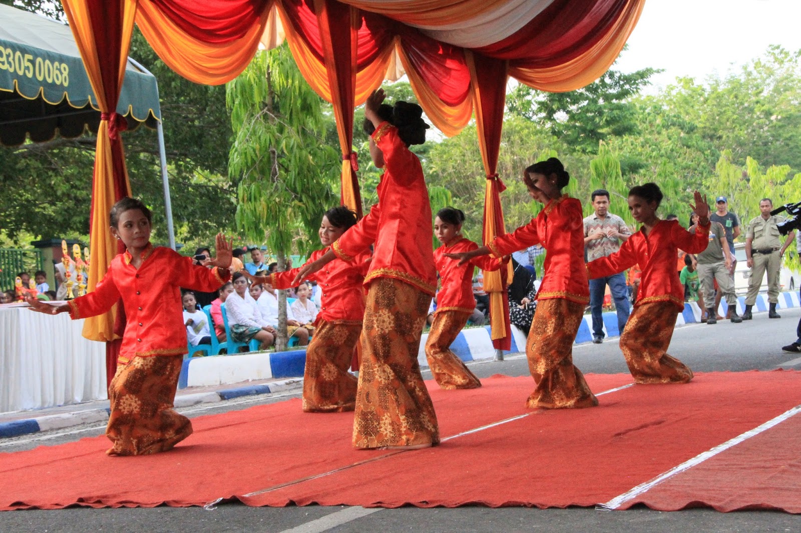 Keanekaragaman Kepulauan Kei / Kei Island: Tarian Khas Masyarakat ...