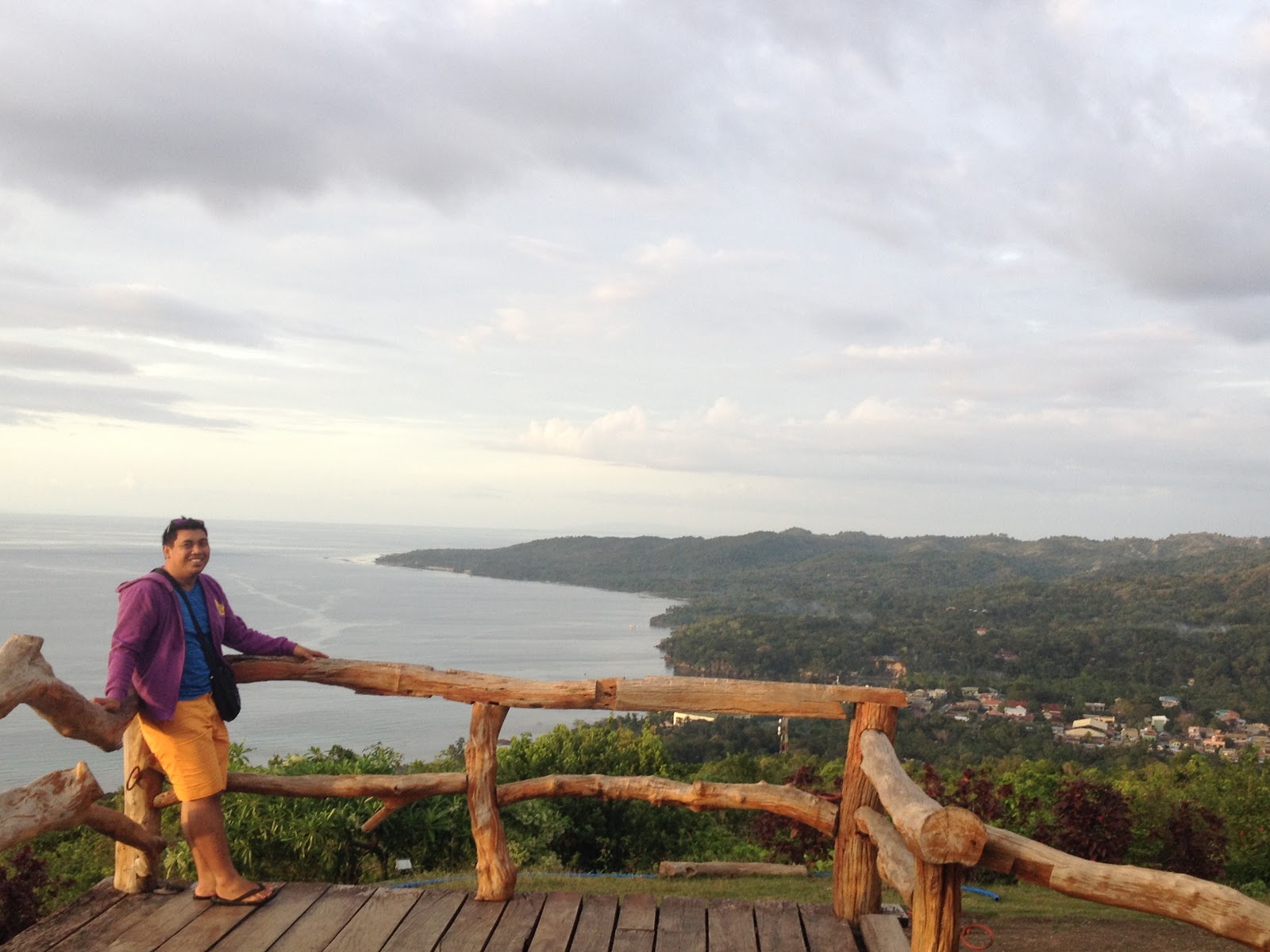 RESTLESS PINAY: Larena Triad Restaurant and Coffee Shop in Larena, Siquijor