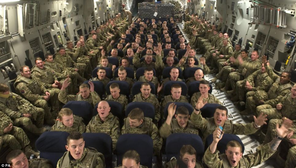 War News Updates: These British Soldiers Are Happy To Be Coming Home ...