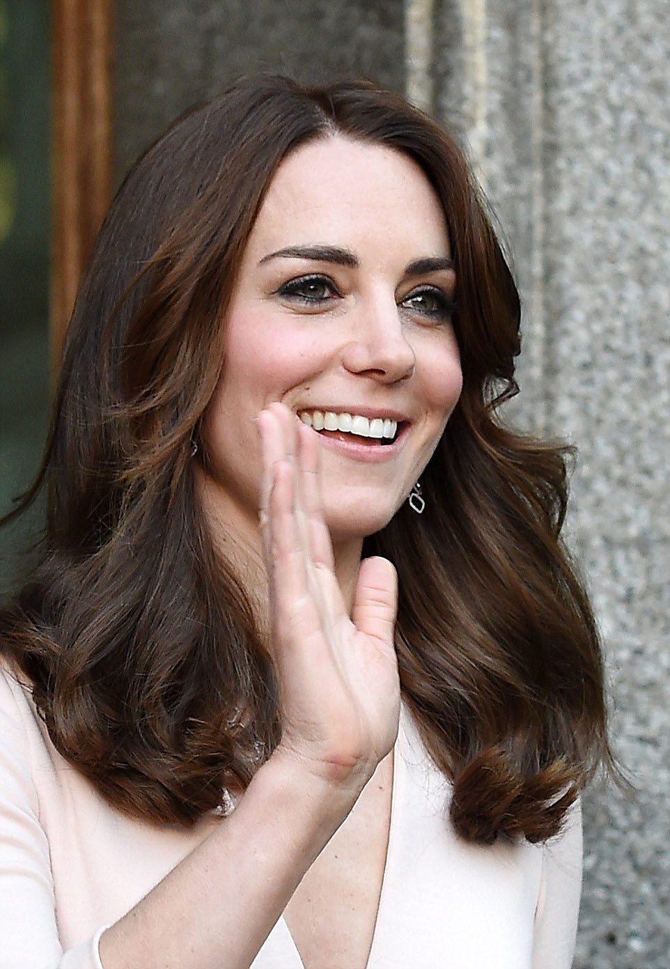 Royal Family Around the World: Catherine, Duchess Of Cambridge Visits ...