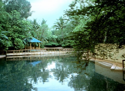 Termos del Rio ~ ¡Un viaje familiar sabio nunca desprecia su pais!