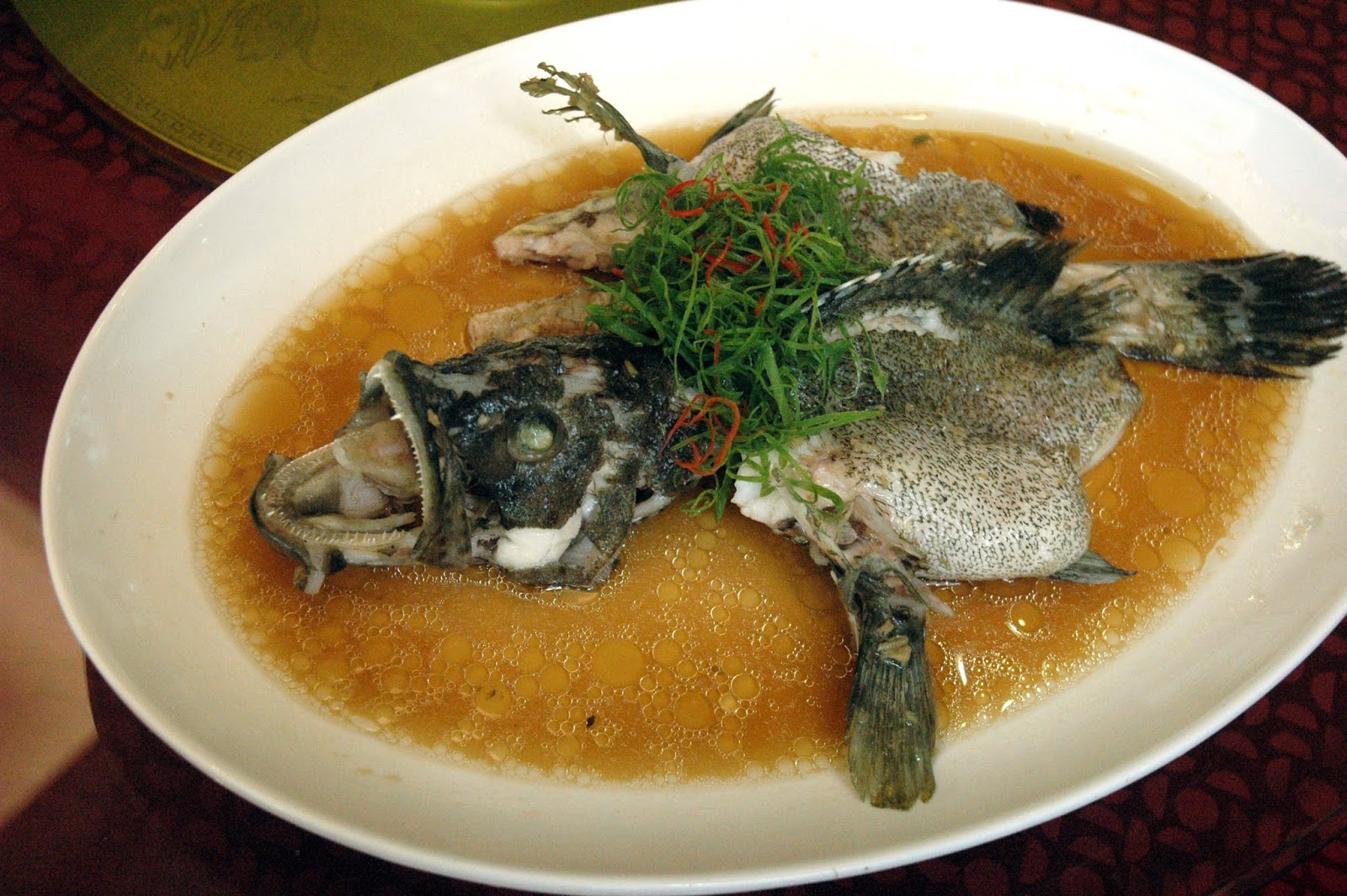 DUDE FOR FOOD: A Chinese Lauriat at Diamond Hotel's Corniche