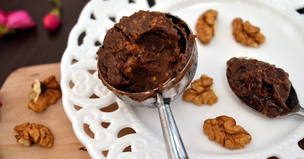 Inghetata de avocado cu nuci (de post)