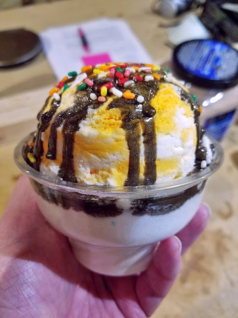 Just the Right Size: Soapy Friday - Bubblescoop Sundaes