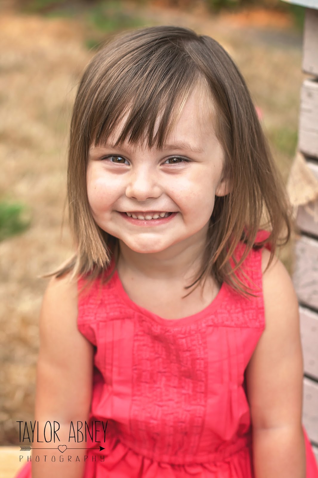 Taylor Abney : Ada & Paige- Lemonade Stand Mini Session