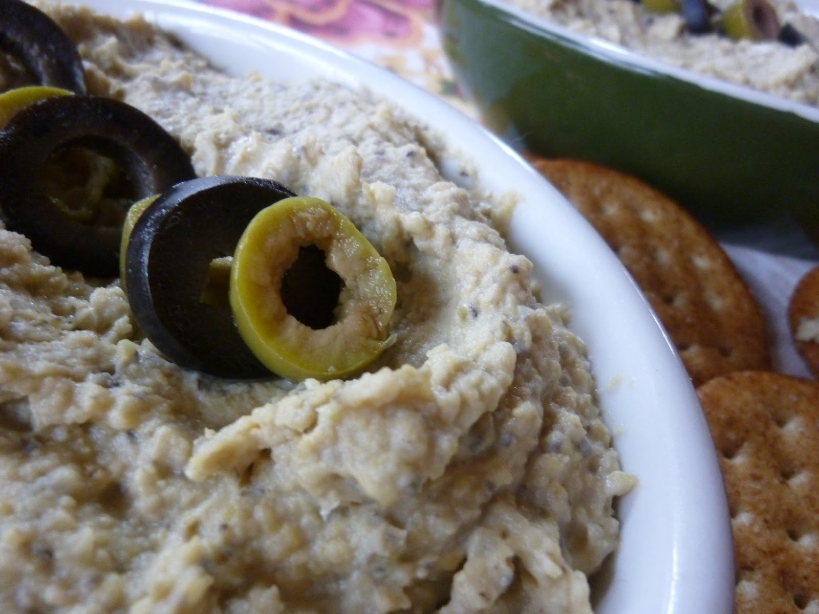 Olive Hummus – Diary of a Mad Hausfrau