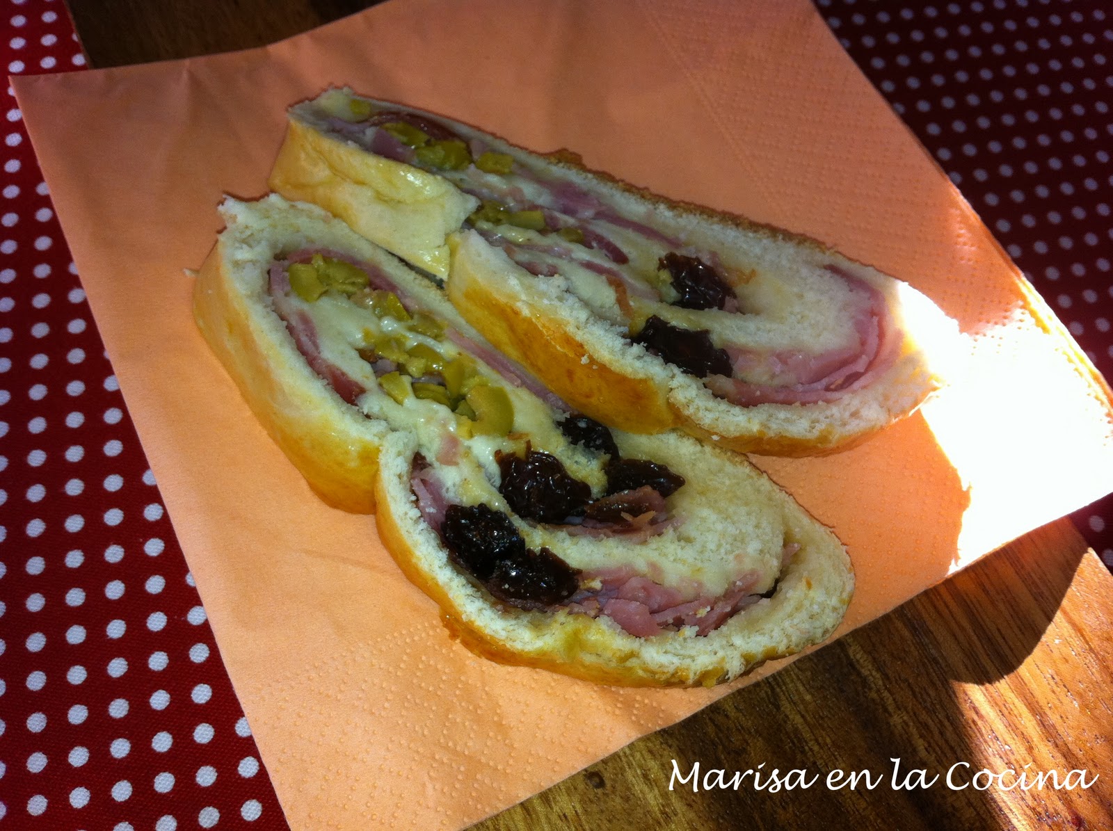 Pan relleno de Jamón (Pan Venezolano)