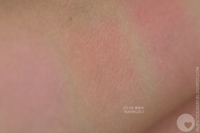 A LIPSTICK A DAY | Suqqu Nuancing Cheeks EX-02 Kohakusui Blush Spring 2012