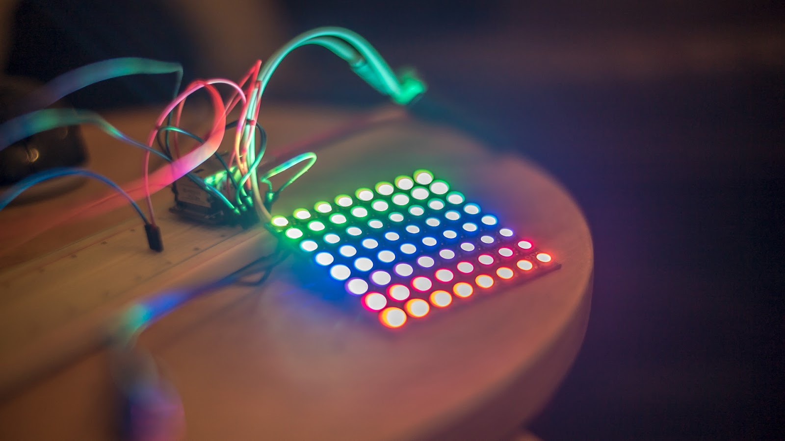 little-scale: NeoPixel 8 x 8 Matrix controlled by Resolume via Teensy
