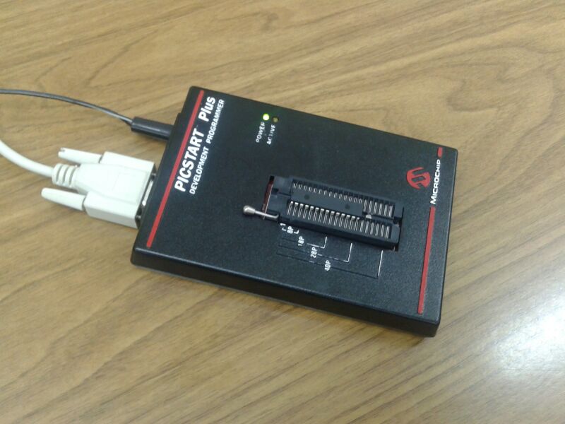 Laboratorio de Electronica II Grupo 3: Programador de Pic (PicKIT 2)