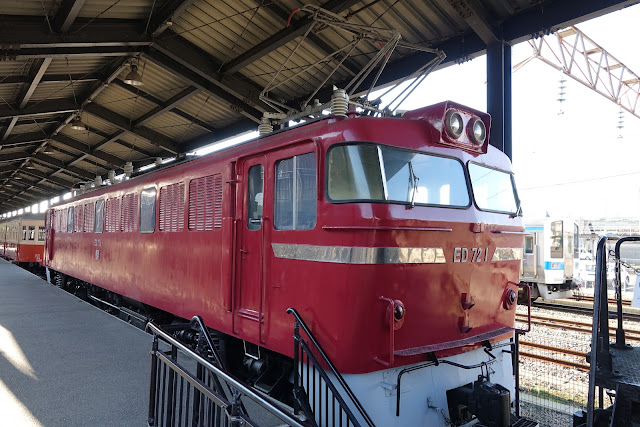 Blair's 鐵道攝影: 交流電力機車ED72型ED721號