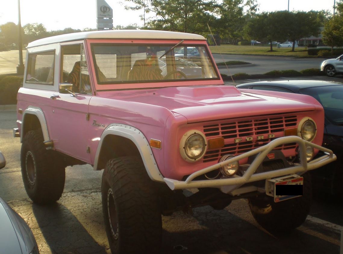 Classic Broncos: Bronco of the Day 10-24-15