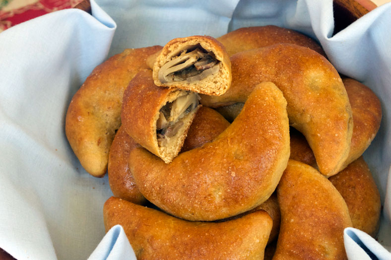 PIRAGI: LATVIAN BACON PIE | COOKING RABBIT