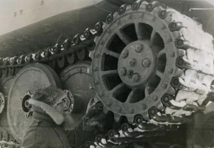 FLAME HISTORY: TIGER I vs T-34: ΣΥΓΚΡΟΥΣΗ ΓΙΓΑΝΤΩΝ (4ο μέρος - τελευταίο)