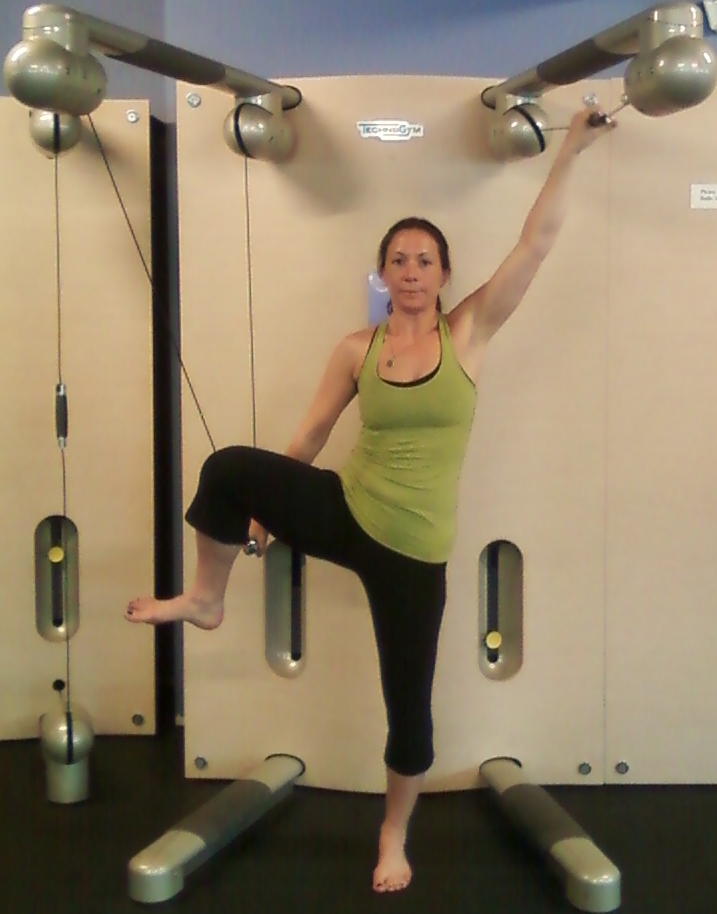 Qi Kinesis: Kinesis Workout of the Week 5/9-5/15 "Balance while Flying"