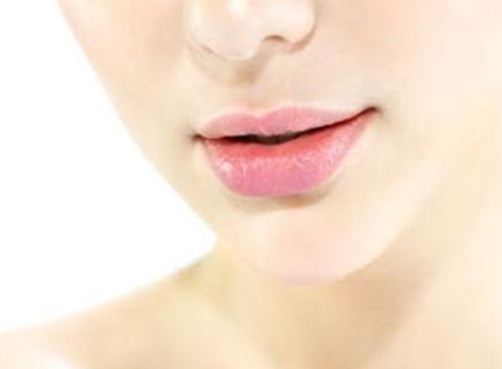 Cosmeticos D.F.: Tipos de Labios y sus Correcciones