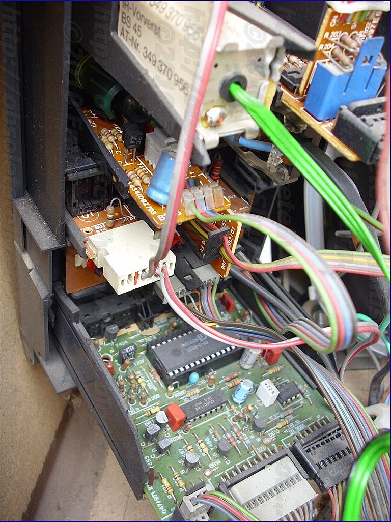 Obsolete Technology Tellye !: TELEFUNKEN PALCOLOR 6812 CHASSIS 714 ...