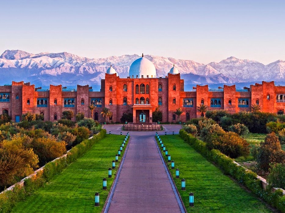 The biggest list : 35 of the most amazing castles around the world!