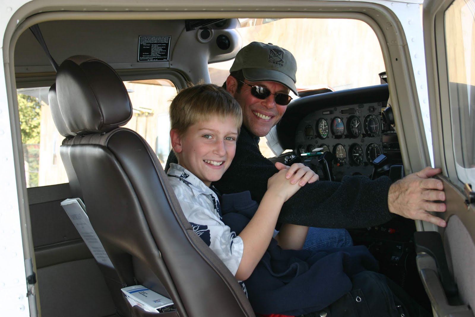 Flight To Success: Charlie Hewitt: Friday Fabulous Flyer!