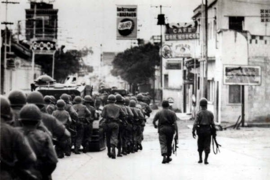 Los Grandes Fotografos: Hector Rondón Lovera (1933-1984)