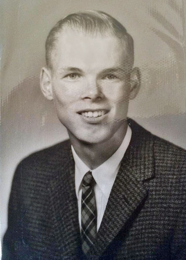 Springfield VT Area Obituaries: Earl Davis, Jr.