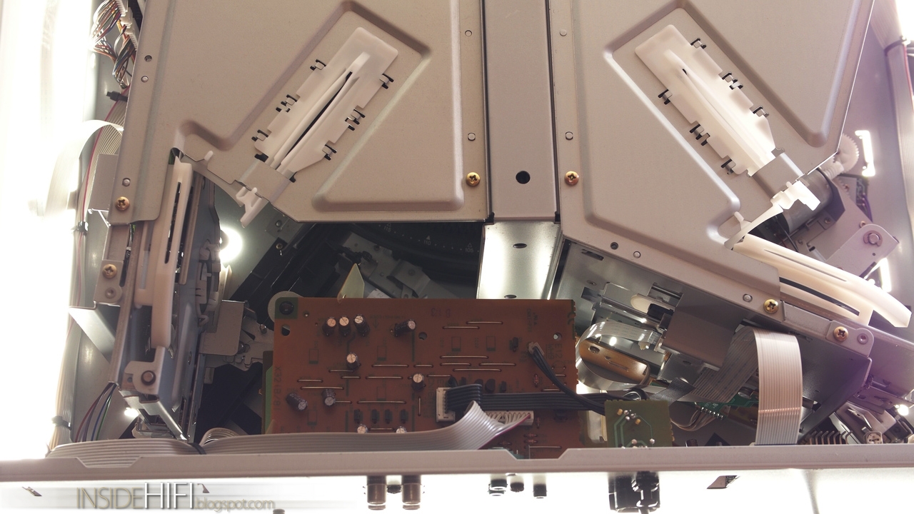 Inside Hi-Fi: Kenwood DPF-J9030