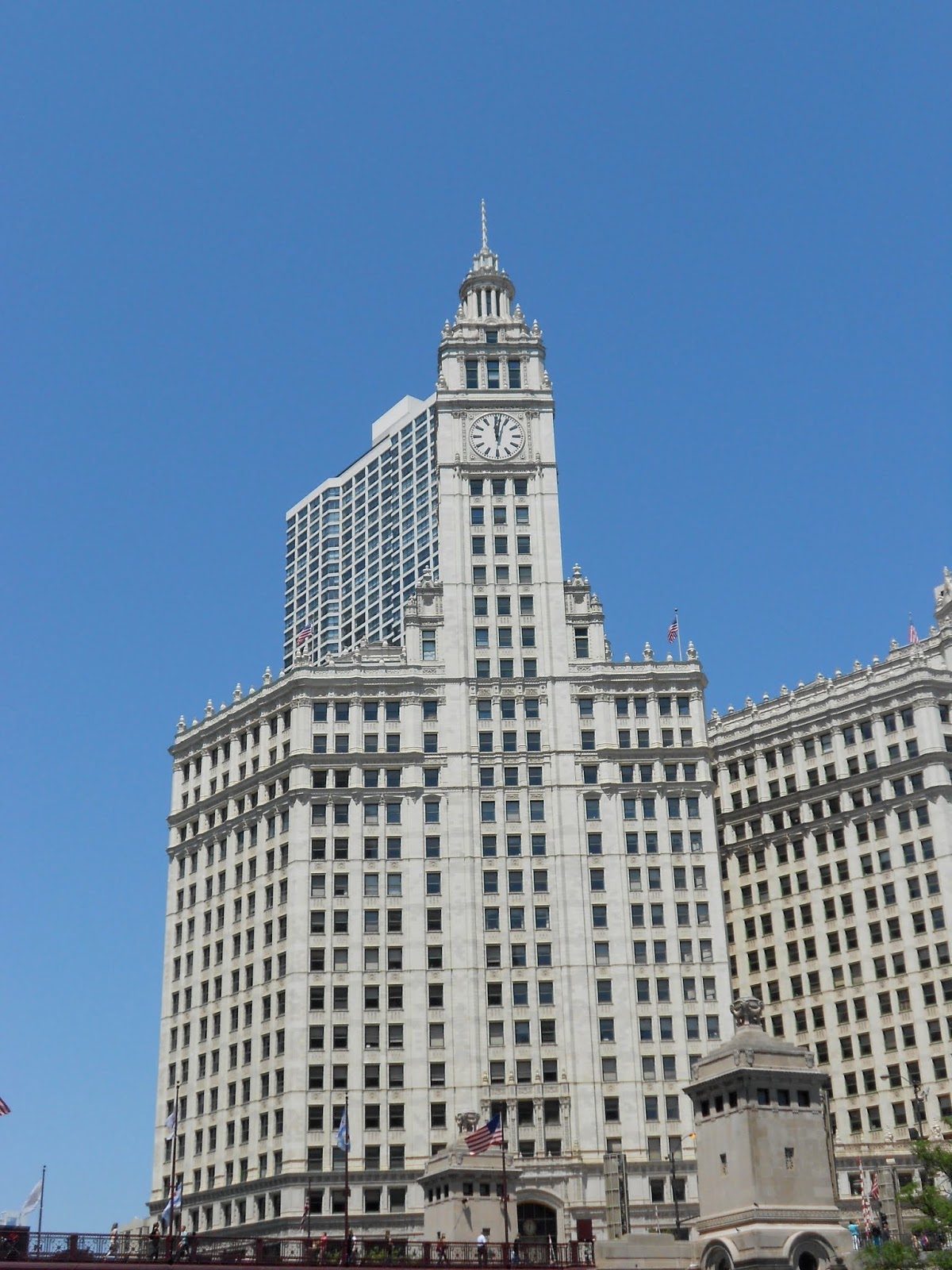 My Norfolk Nest: Chicago Style: Architecture & Design in the Windy City ...