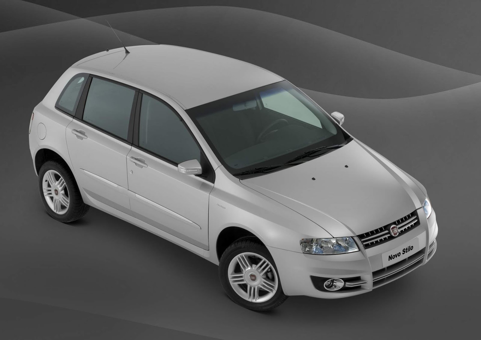 Fiat Stilo Dualogic Flex 2008: fotos, preços e detalhes