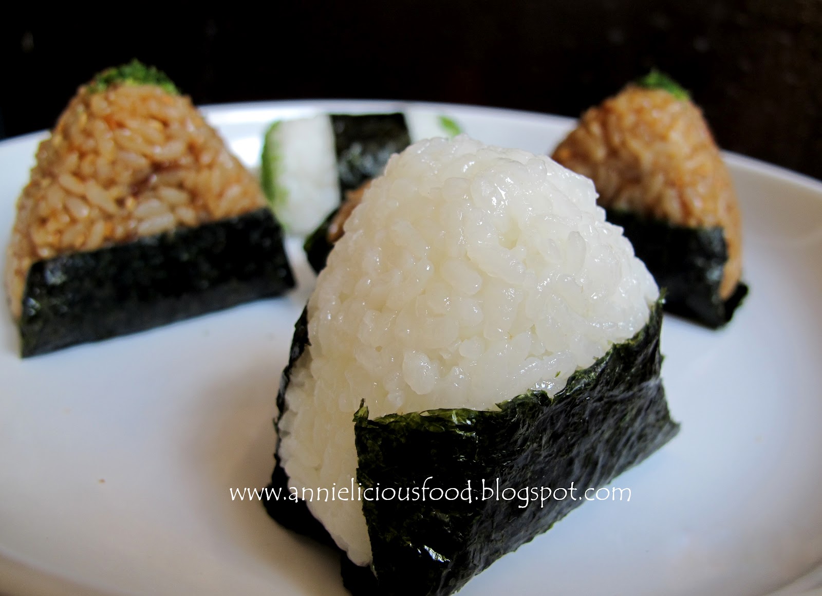 Annielicious Food: Basic Onigri - The real taste of Akitakomachi Rice