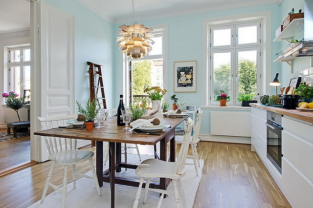 New Home Interior Design: Soothing and charming decor