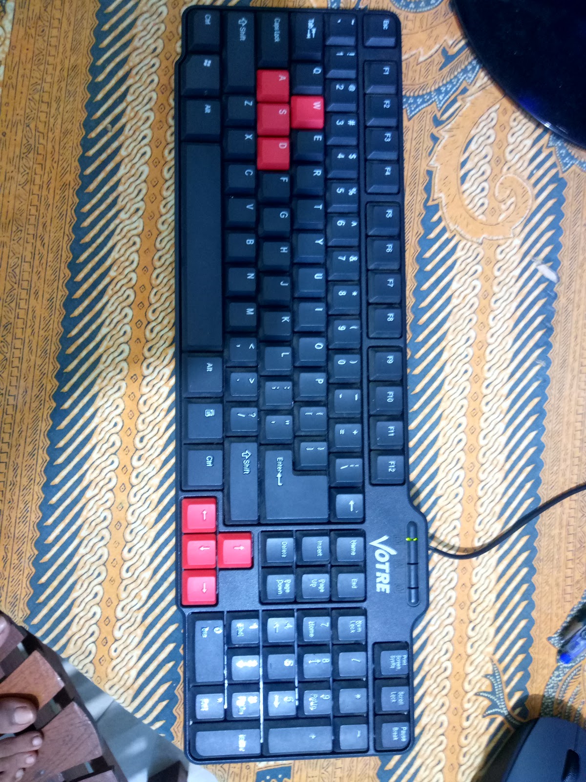 Fz Stories: Review keyboard 30ribuan. VOTRE keyboard gaming murah meriah.