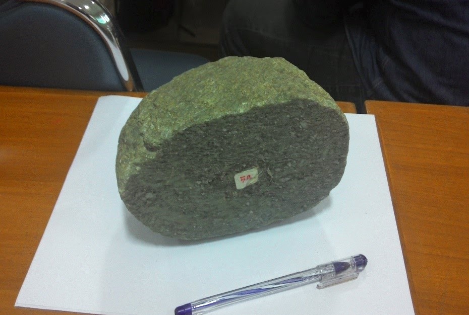 Deskripsi Batuan Metamorf Sekis