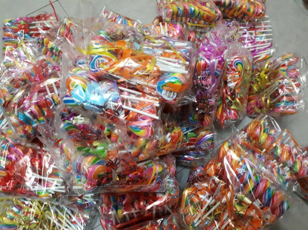pusat grosir aneka jenis permen dan snack murah: PERMEN LOLIPOP
